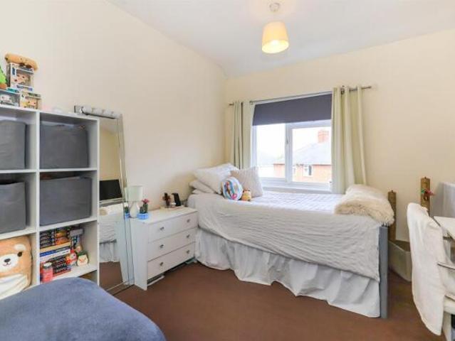 3 bedroom end of terrace house for sale in Park Lane, Fallings Park, Wolverhampton, WV10