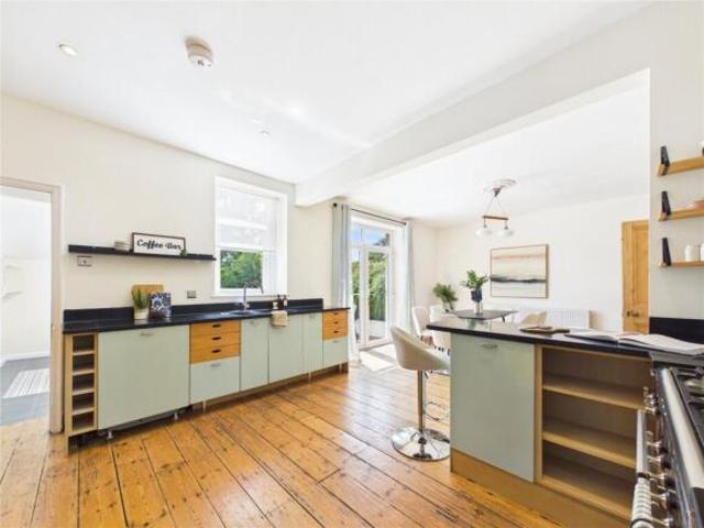 3 bedroom end of terrace house for sale in Park Road, Stapleton, Bristol, BS16