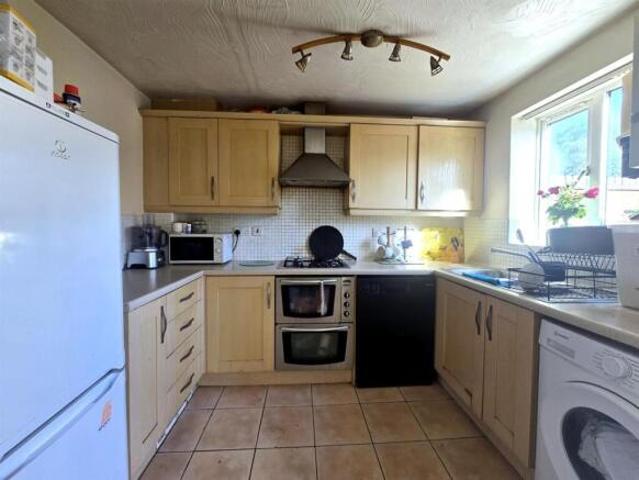 3 bedroom end of terrace house for sale in Peckstone Close, Parkside, CV1