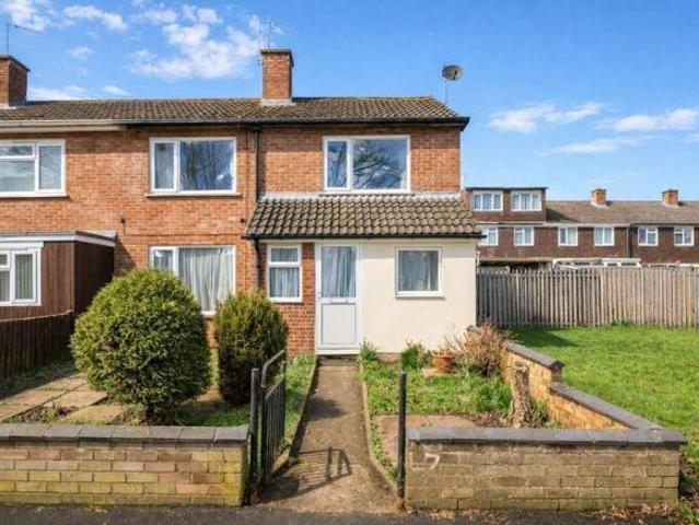 3 bedroom end of terrace house for sale in Pegasus Road, Oxford, OX4
