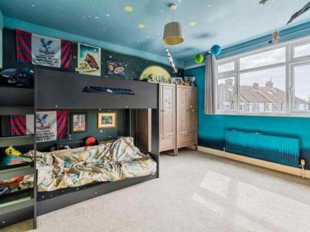 3 bedroom end of terrace house for sale in Pelham Road, Worthing, BN13