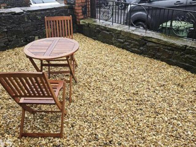 3 Bedroom End Of Terrace House For Sale In Penrhiwfer