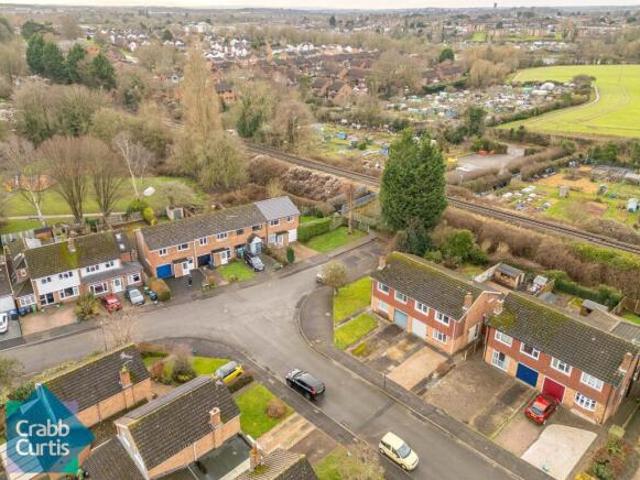 3 bedroom end of terrace house for sale in Penrith Close, Leamington Spa, CV32