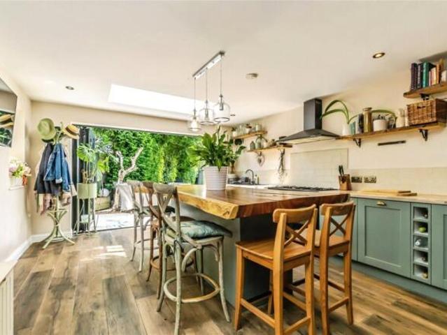 3 bedroom end of terrace house for sale in Pilgrims Way, Wrotham, Sevenoaks, Kent, TN15