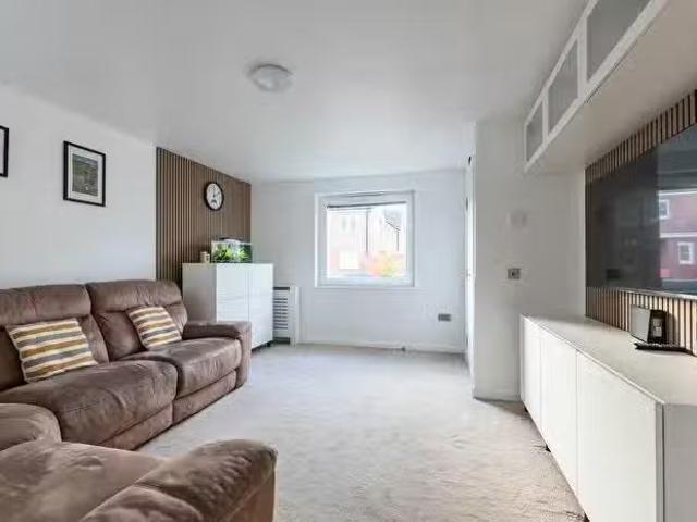 3 Bedroom End Of Terrace House For Sale In Princess Mary Road.