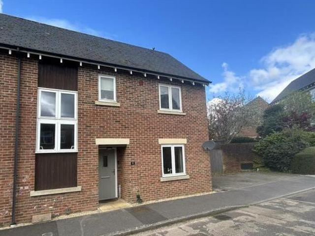 3 Bedroom End Of Terrace House For Sale In Pymore