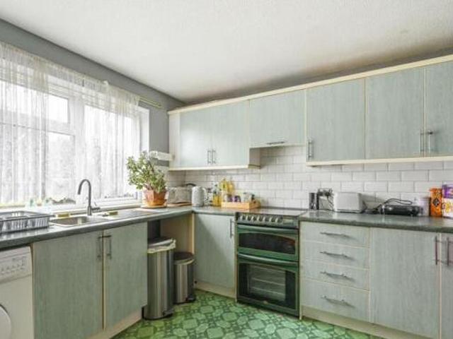 3 Bedroom End Of Terrace House For Sale In Royal Docks, London