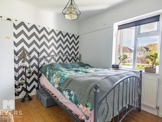3 bedroom end of terrace house for sale in Rochester Road, Bournemouth, BH11 8, BH11