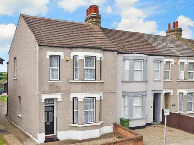 3 Bedroom End Of Terrace House For Sale In Romford
