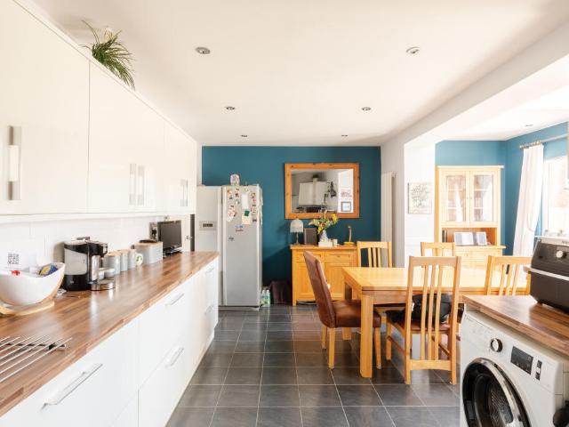 3 bedroom end of terrace house for sale in Romney Avenue, Lockleaze, Bristol, BS7