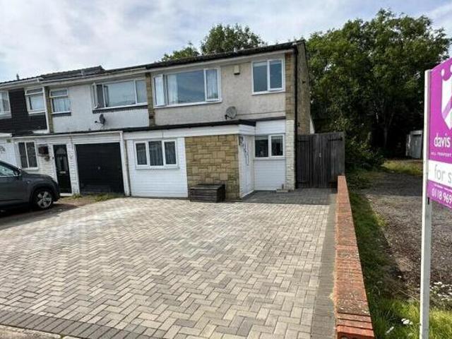 3 Bedroom End Of Terrace House For Sale In Reading, Berkshire
