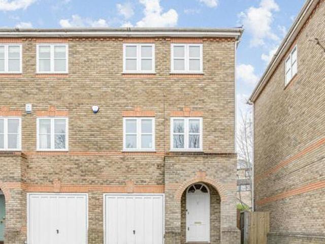 3 Bedroom End Of Terrace House For Sale In Richmond