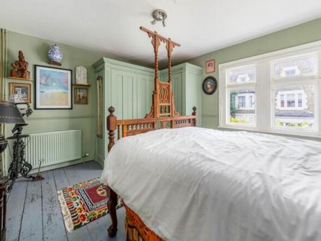 3 bedroom end of terrace house for sale in Richmond Road, Central Oxford, OX1