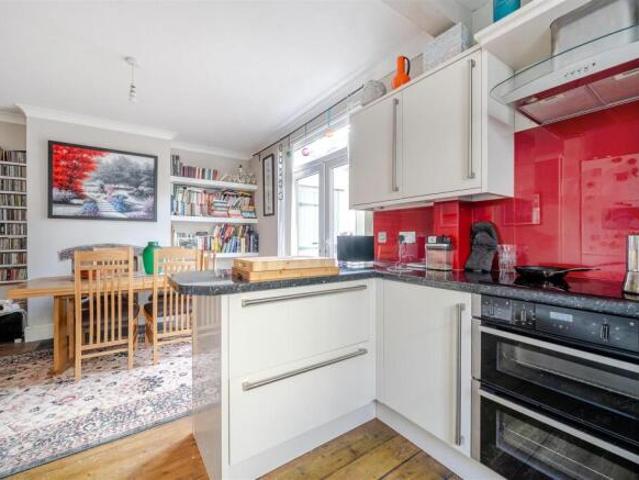 3 bedroom end of terrace house for sale in Runswick Road, Bristol, BS4