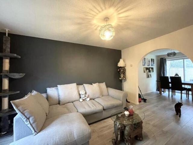 3 bedroom end of terrace house for sale in Rye Close, Middleleaze, Swindon, SN5