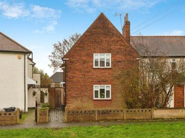 3 Bedroom End Of Terrace House For Sale In Woodford Green