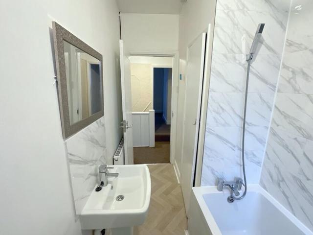 3 bedroom end of terrace house for sale in Woodhouse Road, Sheffield, S12 2AZ, S12