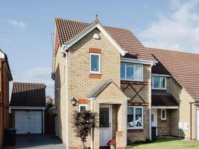 3 Bedroom End Of Terrace House For Sale In Wootton