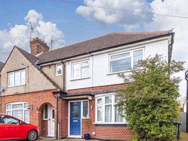 3 Bedroom End Of Terrace House For Sale In Watford, Hertfordshire