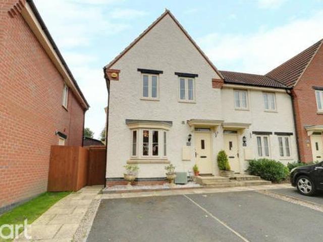 3 bedroom end of terrace house for sale in Watt Avenue Colsterworth NG33