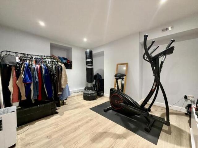 3 bedroom end of terrace house for sale in Waveney Road, IP1