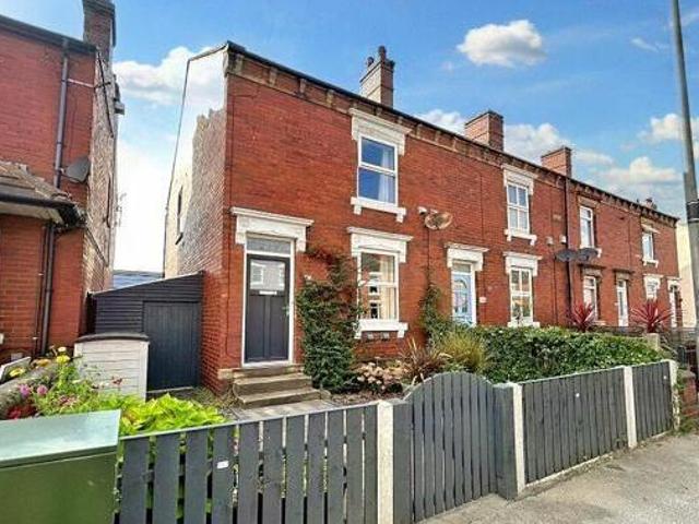 3 Bedroom End Of Terrace House For Sale In Wakefield