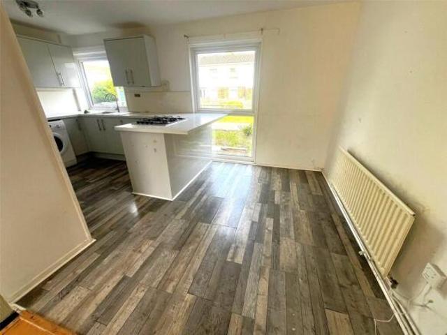 3 bedroom end of terrace house for sale in Warwick Road, Basingstoke, Hampshire, RG23