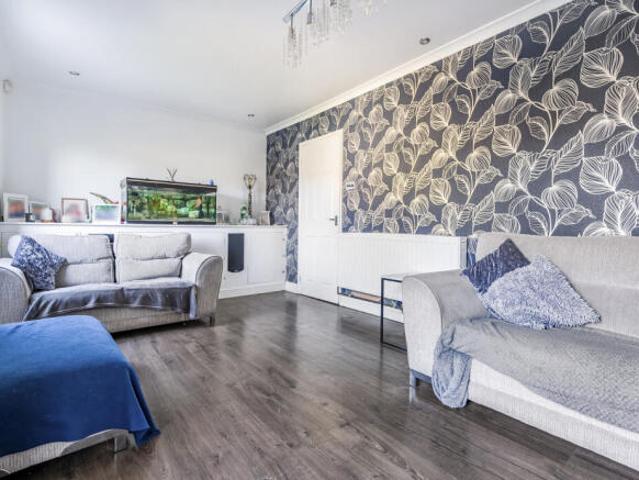 3 bedroom end of terrace house for sale in Wedmore Close, Bristol, Gloucestershire, BS15