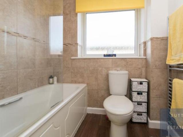 3 bedroom end of terrace house for sale in Wentworth Gardens, EX4