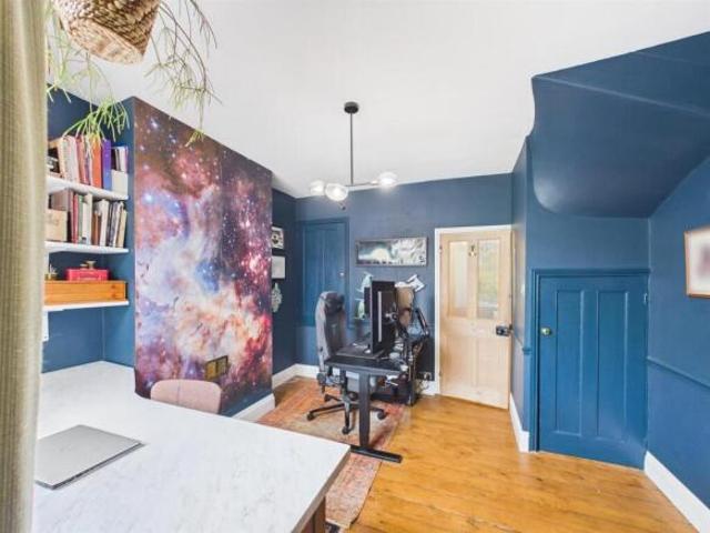 3 bedroom end of terrace house for sale in Wesley Grove, Nottingham, NG5