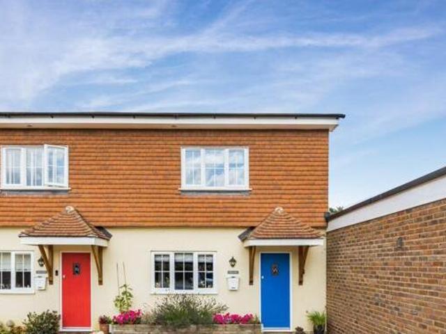 3 Bedroom End Of Terrace House For Sale In West Sussex