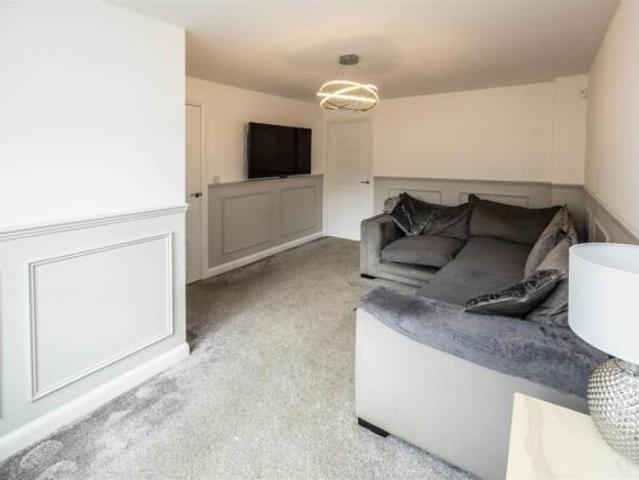 3 bedroom end of terrace house for sale in Westminster Avenue, Clayton, Bradford, BD14