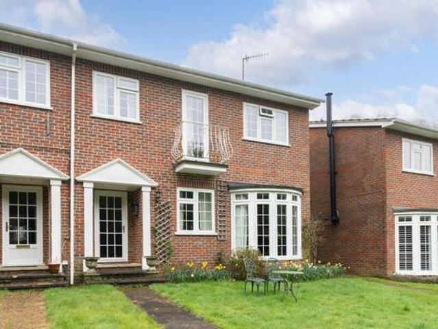 3 Bedroom End Of Terrace House For Sale In Westcott