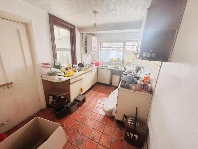 3 bedroom end of terrace house for sale in Whippendell Road, Watford, WD18