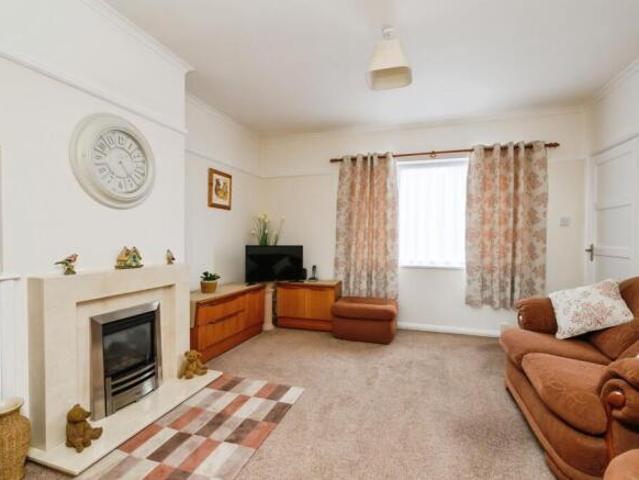 3 bedroom end of terrace house for sale in Whitehill Road, Cambridge, CB5