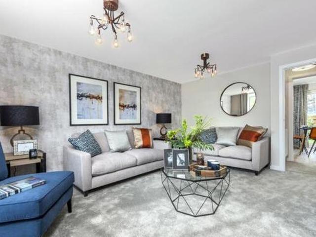 3 Bedroom End Of Terrace House For Sale In Whitfield, Kent