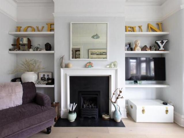 3 bedroom end of terrace house for sale in Withleigh Road, Knowle, BS4