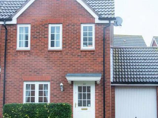 3 bedroom end of terrace house for sale in Wickliffe Park Newark NG23