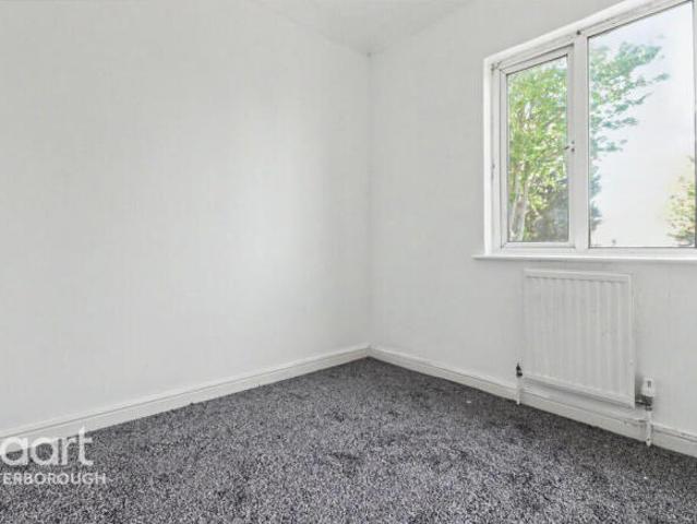 3 bedroom end of terrace house for sale in Willesden Avenue, Walton, PE4