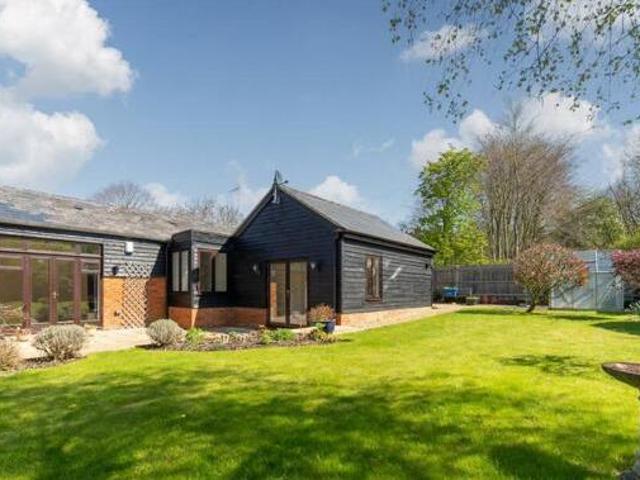 3 Bedroom End Of Terrace House For Sale In Willian