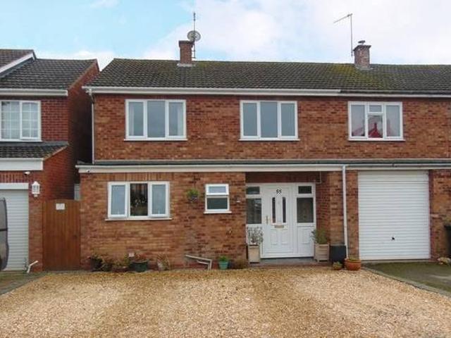 3 bedroom end of terrace house for sale in Windmill Lane Inkberrow WR7