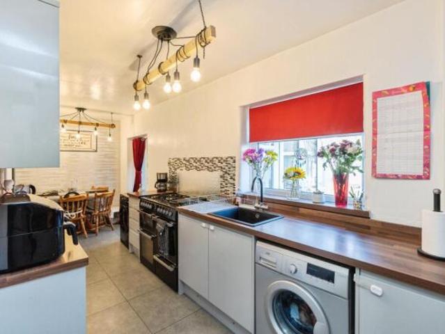 3 bedroom end of terrace house for sale in Windermere Avenue, Warrington, WA2