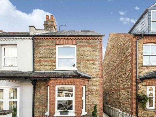 3 Bedroom End Of Terrace House For Sale In Windsor