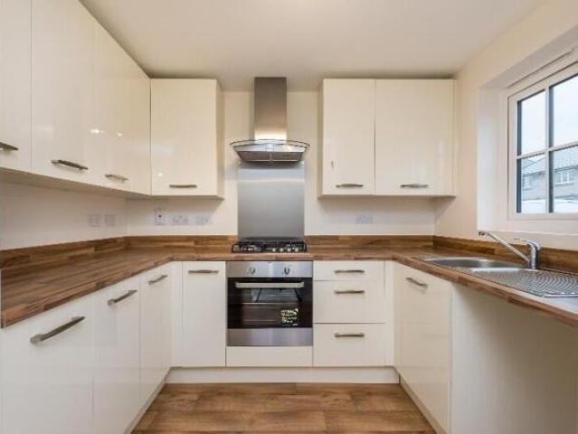 3 bedroom end of terrace house for sale in Wrexham Road Chester, CH4