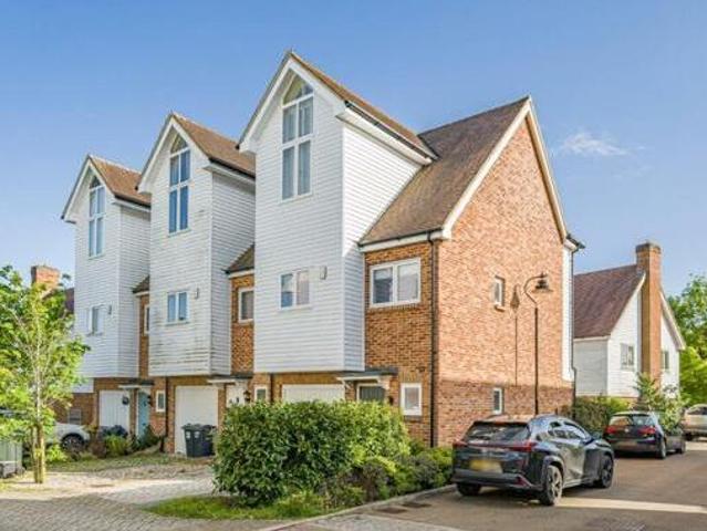 3 Bedroom End Of Terrace House For Sale In Wye