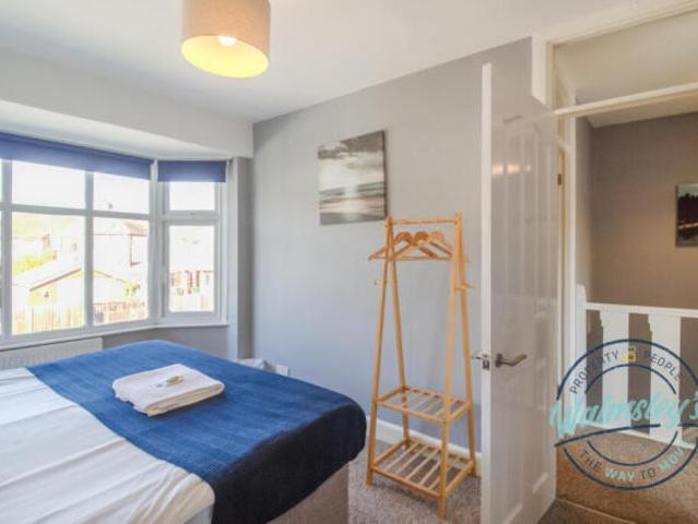 3 bedroom end of terrace house for sale in Wyken Avenue, Coventry, CV2