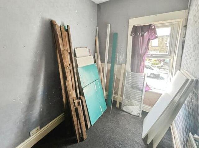 3 bedroom end of terrace house for sale in Tonge Moor Road, Tonge Moor, BL2