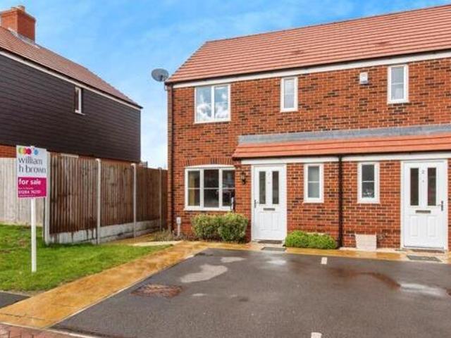 3 Bedroom End Of Terrace House For Sale In Thurston