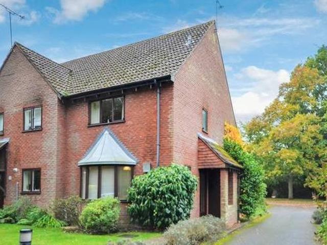 3 bedroom end of terrace house for sale in The Copse Rowledge GU10