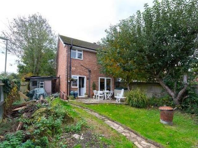 3 bedroom end of terrace house for sale in Thorneley Road Kingsclere Newbury RG20 RG20